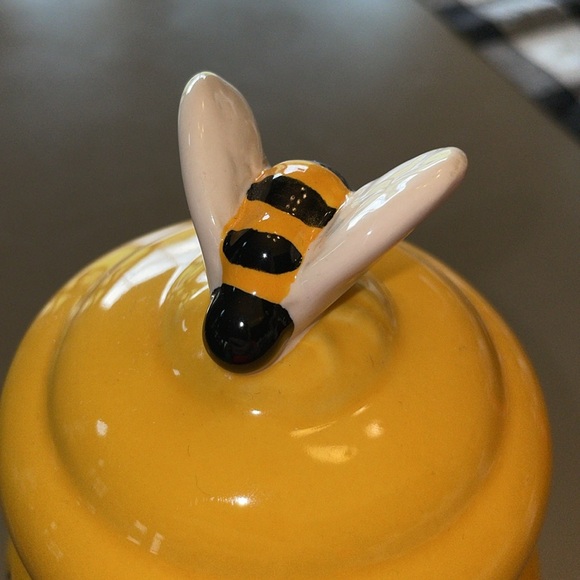 Rae Dunn | Kitchen | Rae Dunn Bee Sweet Canister | Poshmark